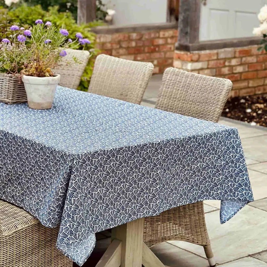 Waxed tablecloth – Antibes, round or rectangular, 3 colours - Tariette ...